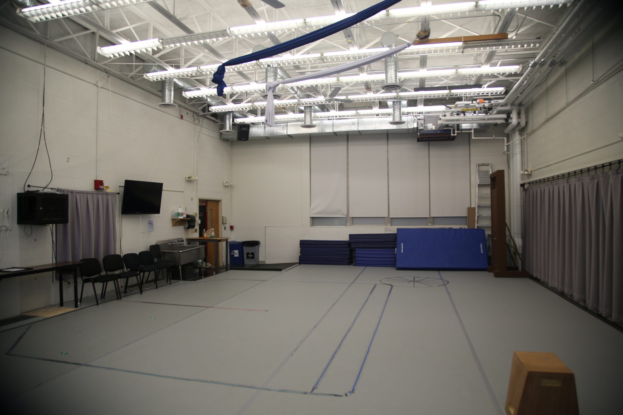 Acting Studios | UConn Dramatic Arts